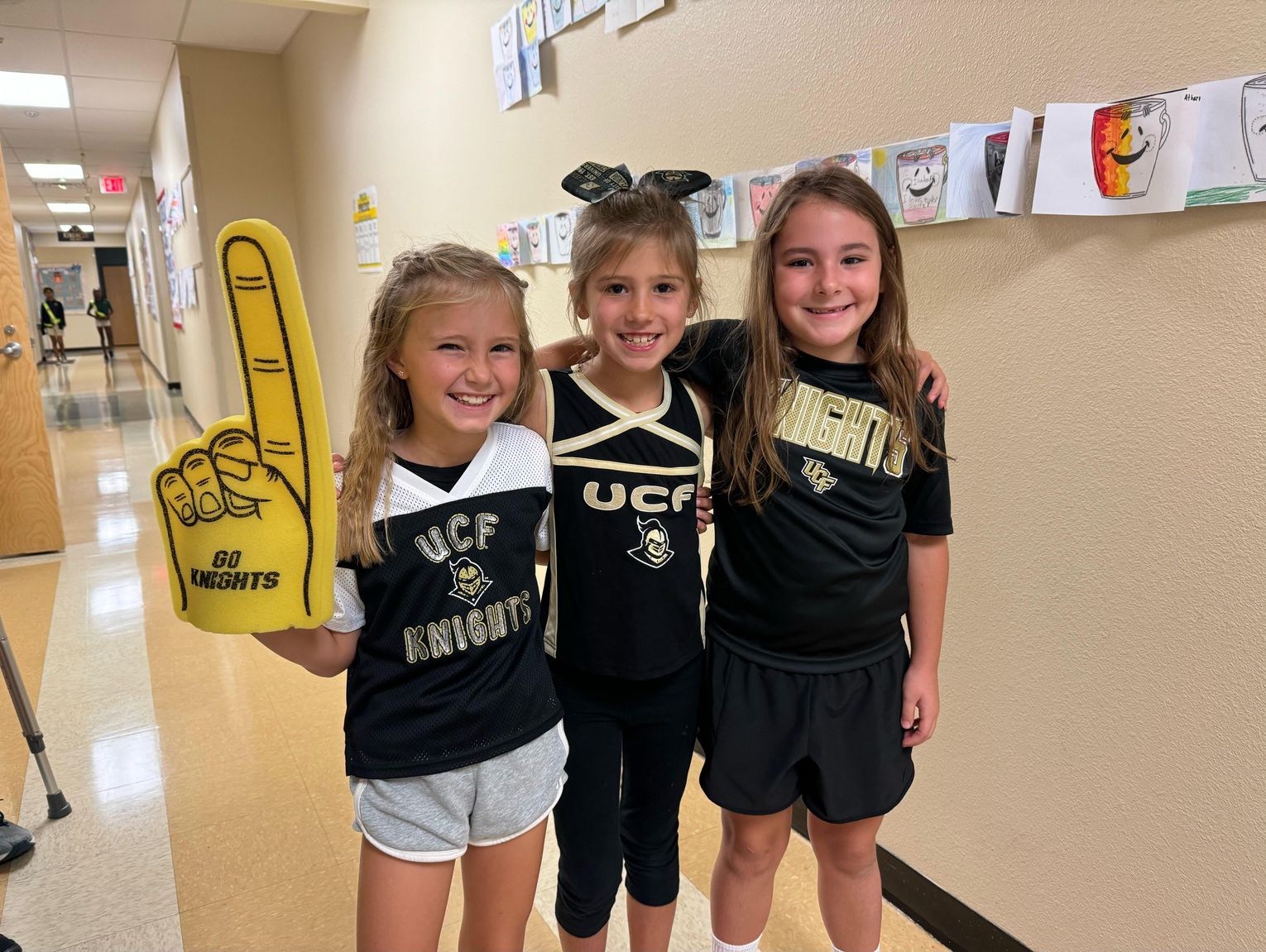 CIL Students Trade Uniforms for UCF Spirit Wear